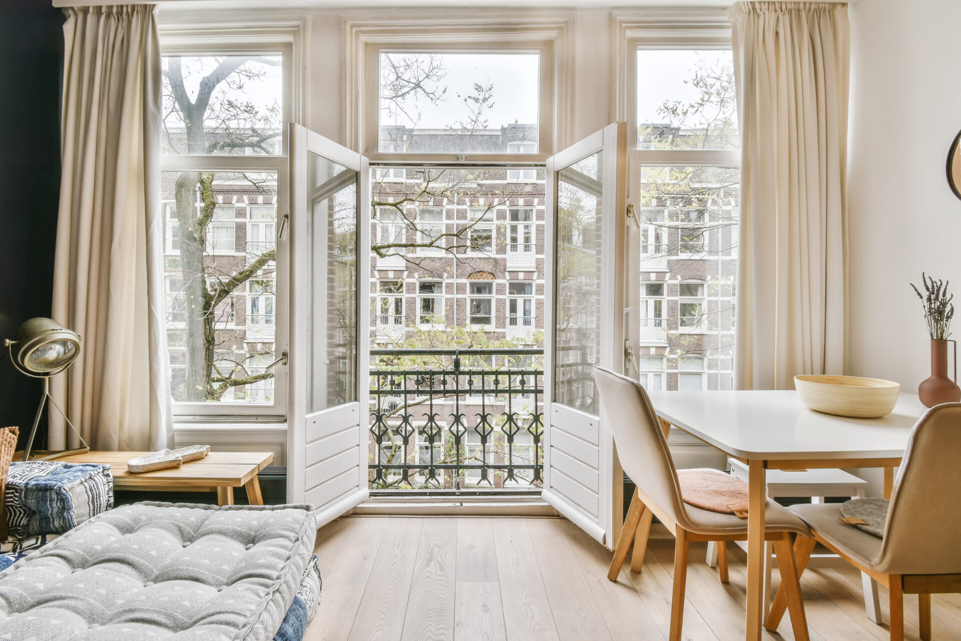 20 Best Window and Door Website Designs I CyberOptik