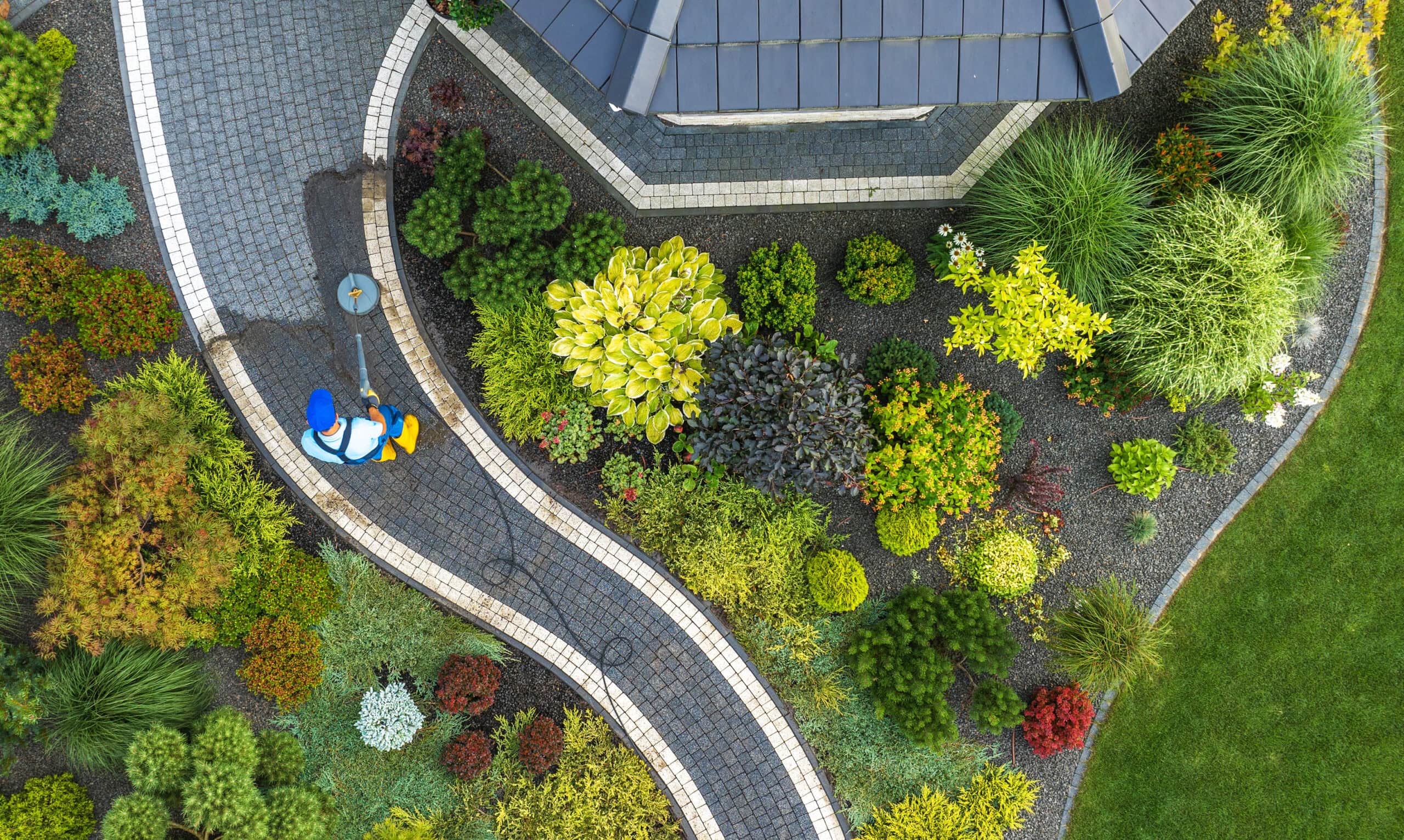 Tips for Designing Landscaping Facebook Ads That Stand Out
